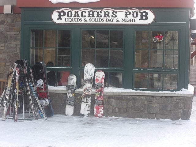 Poachers Pub | SKI