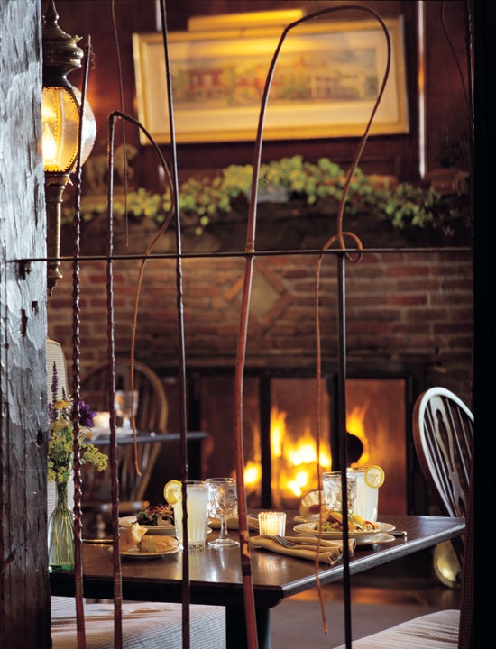 Whip Bar and Grill | SKI