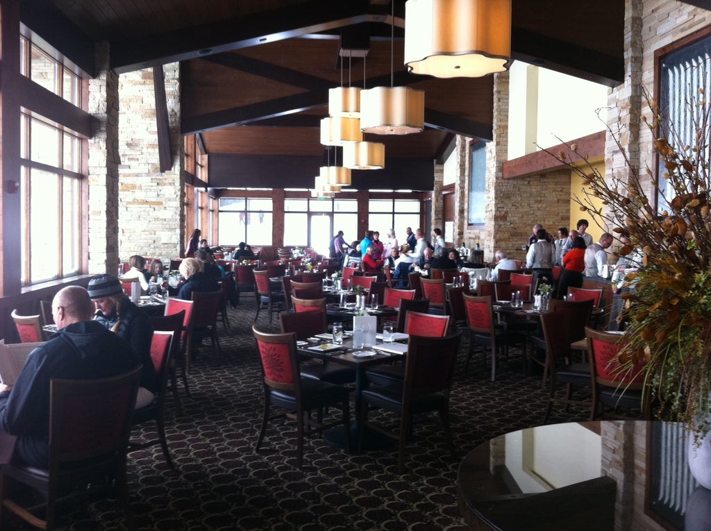 The 10th: Vail's new mountain restaurant is a hit | SKI