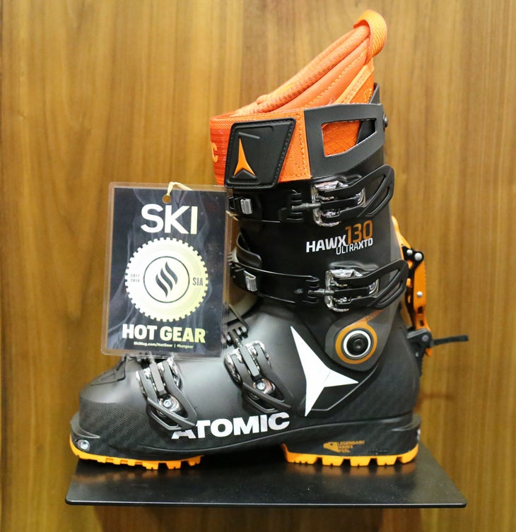 SIA Hot Gear 2017 | SKI