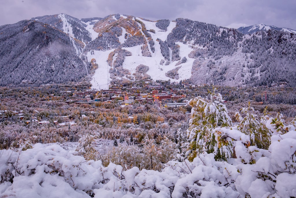 Seasonal Stoke: Resort Opening Dates 2017