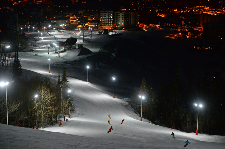 9 ski resorts where you can go night skiing SKI