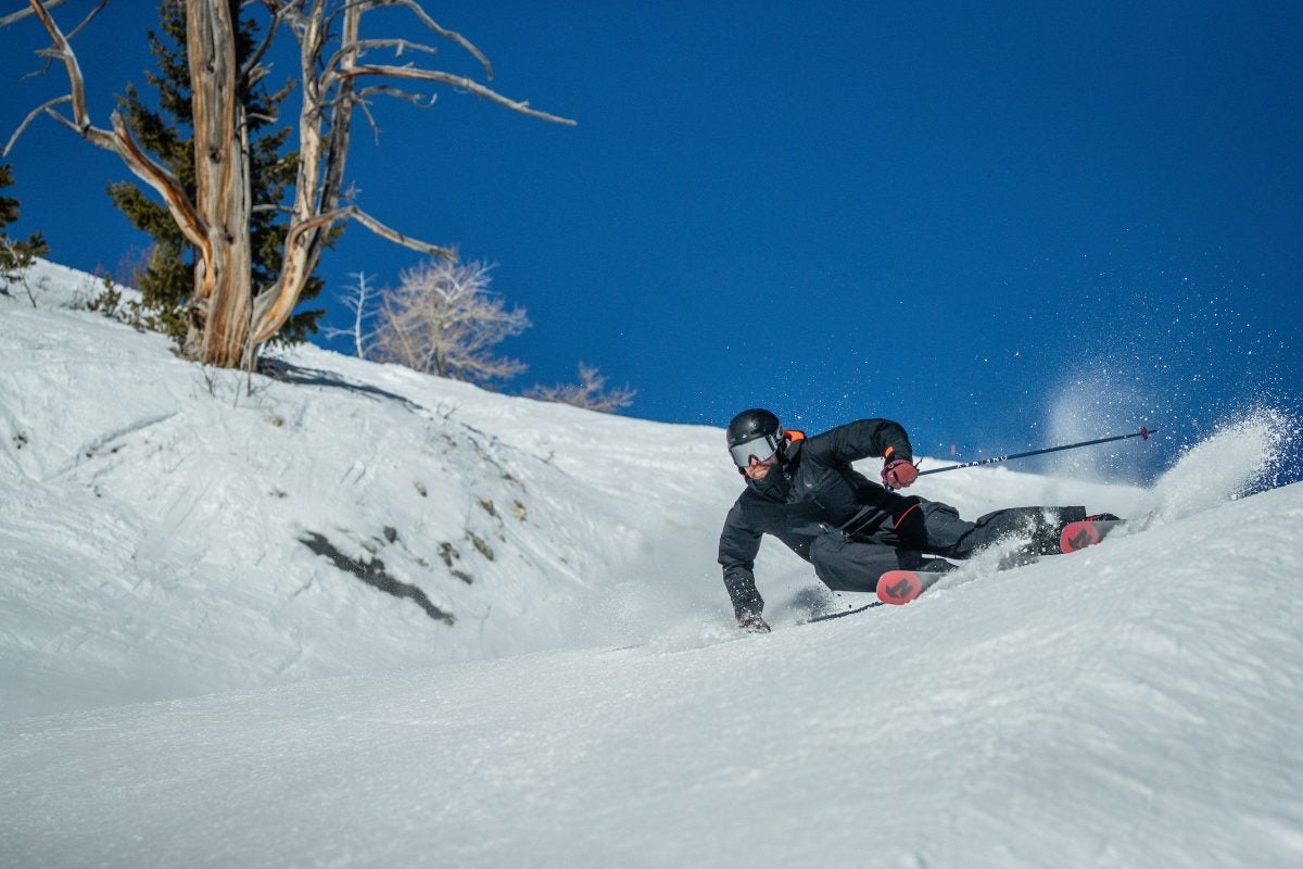 Frontside vs. Narrow All-Mountain Skis—What's the Difference? | SKI