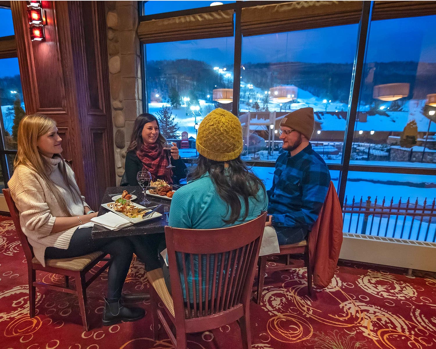 The 10 Resorts in the East with the Best Dining (2026) | SKI