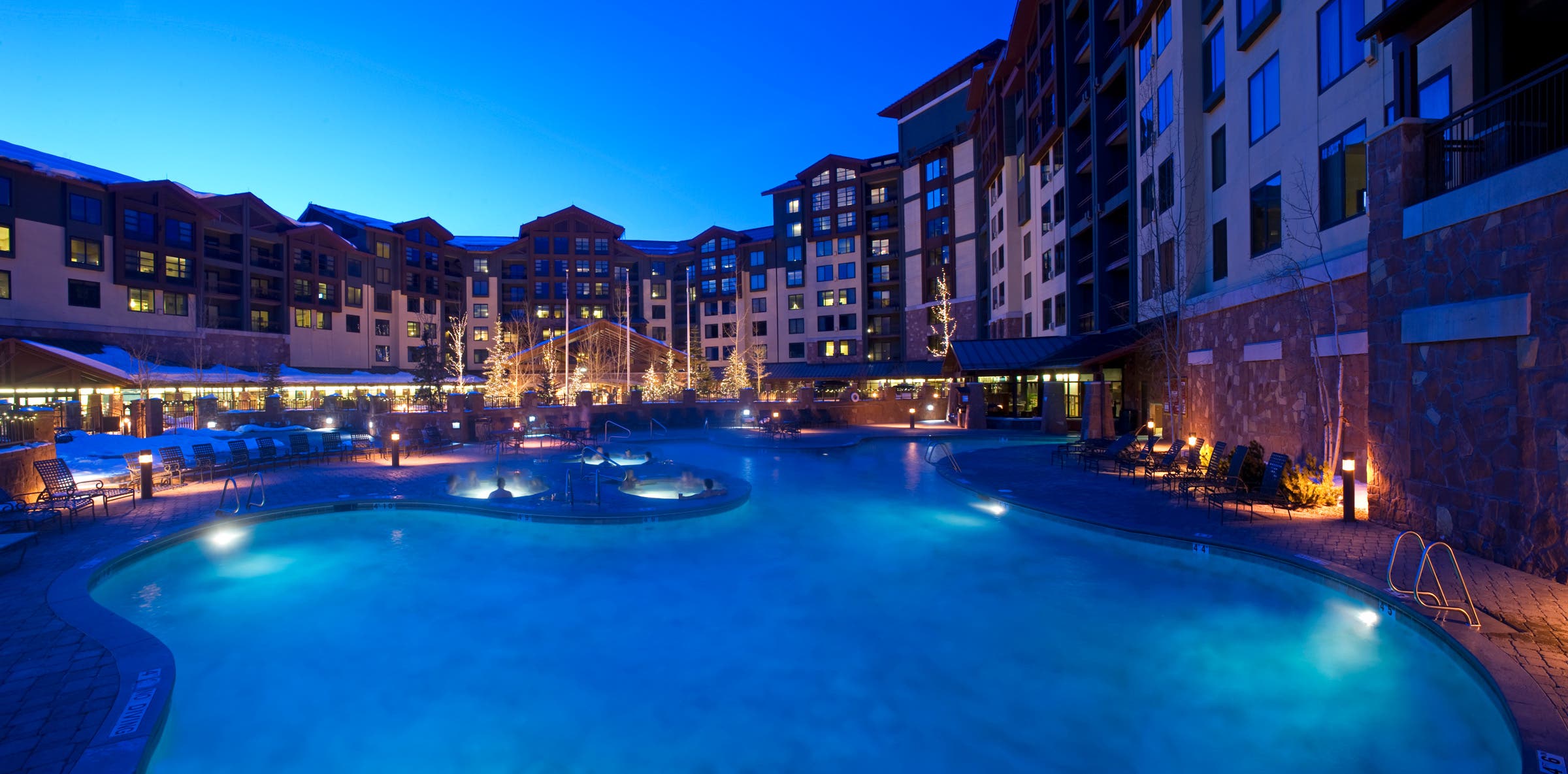 Top 10 Resorts in the West for Lodging | SKI