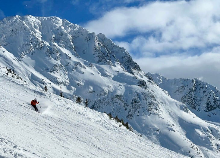 How To Take The Best Ski Photos Using Your iPhone | SKI