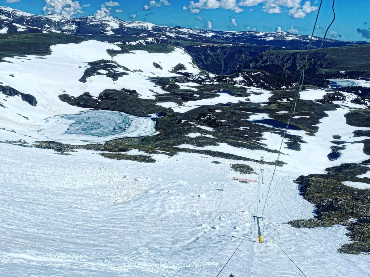 Beartooth Pass Ends Summer Skiing Unexpectedly Early—and More Ski news ...