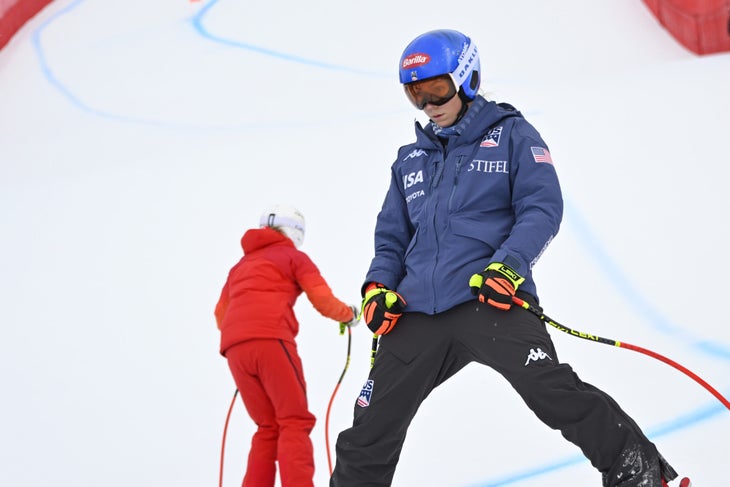 Mikaela Shiffrin Crashes in Cortina | SKI
