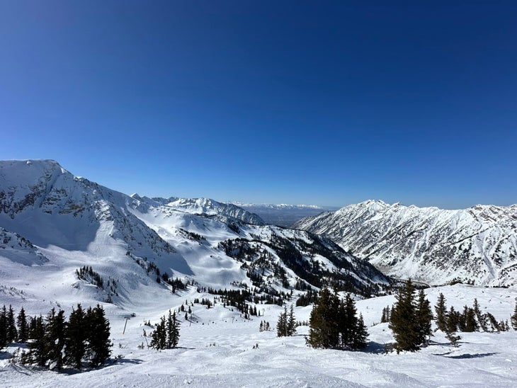 What to Expect and How to Prepare for Your First Ski Trip Out West | SKI