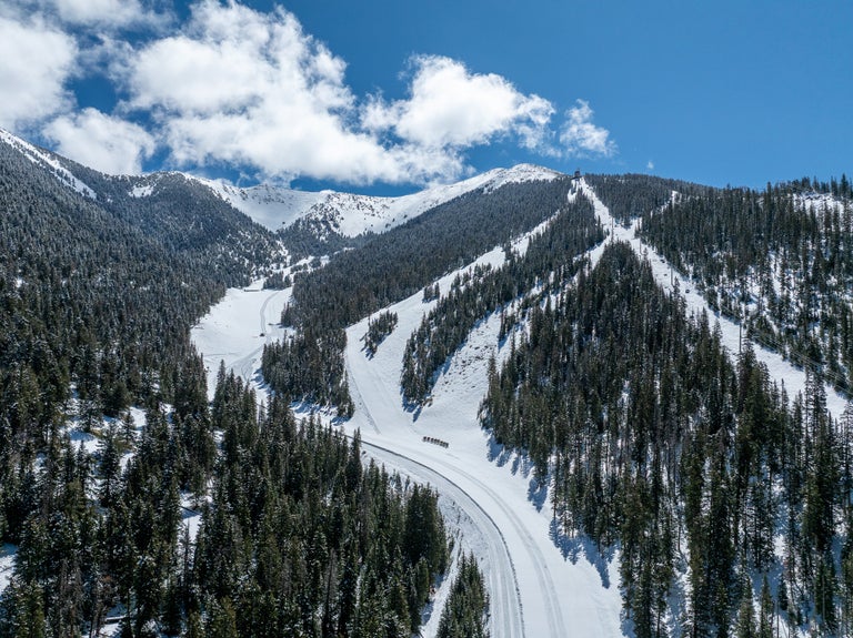 Arizona Snowbowl Notches Its Longest Season in Resort History | SKI