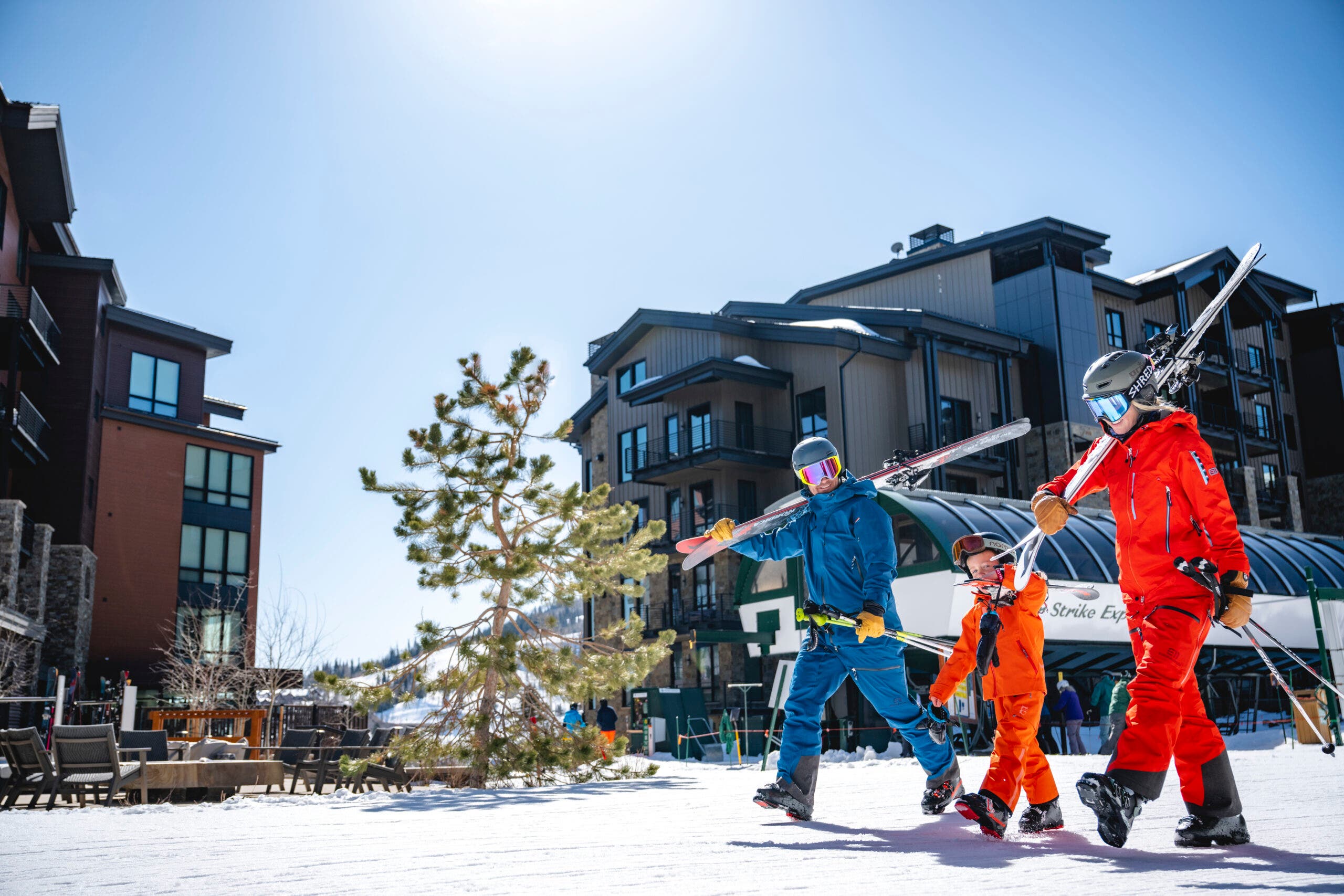 Top 10 Resorts in the West for Easy Access | SKI