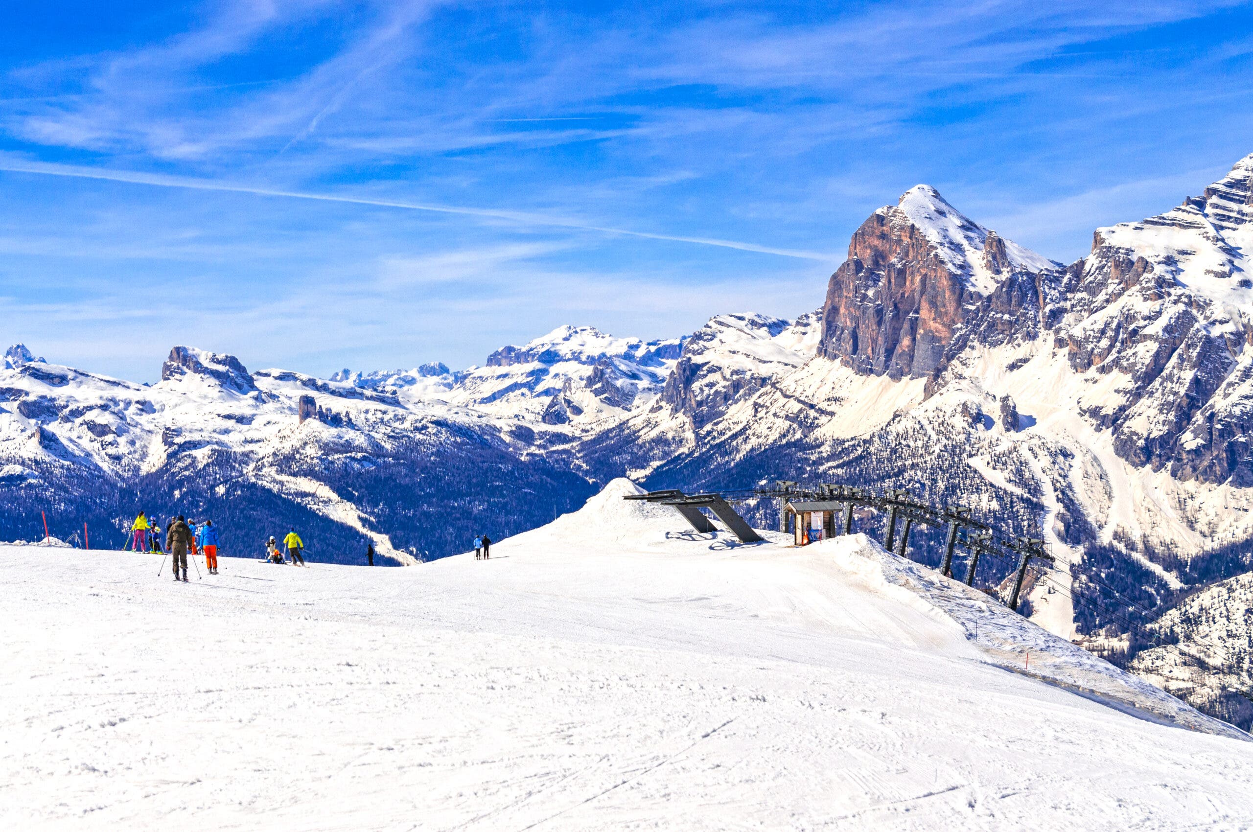 Ski Traveler's Guide to Cortina | SKI