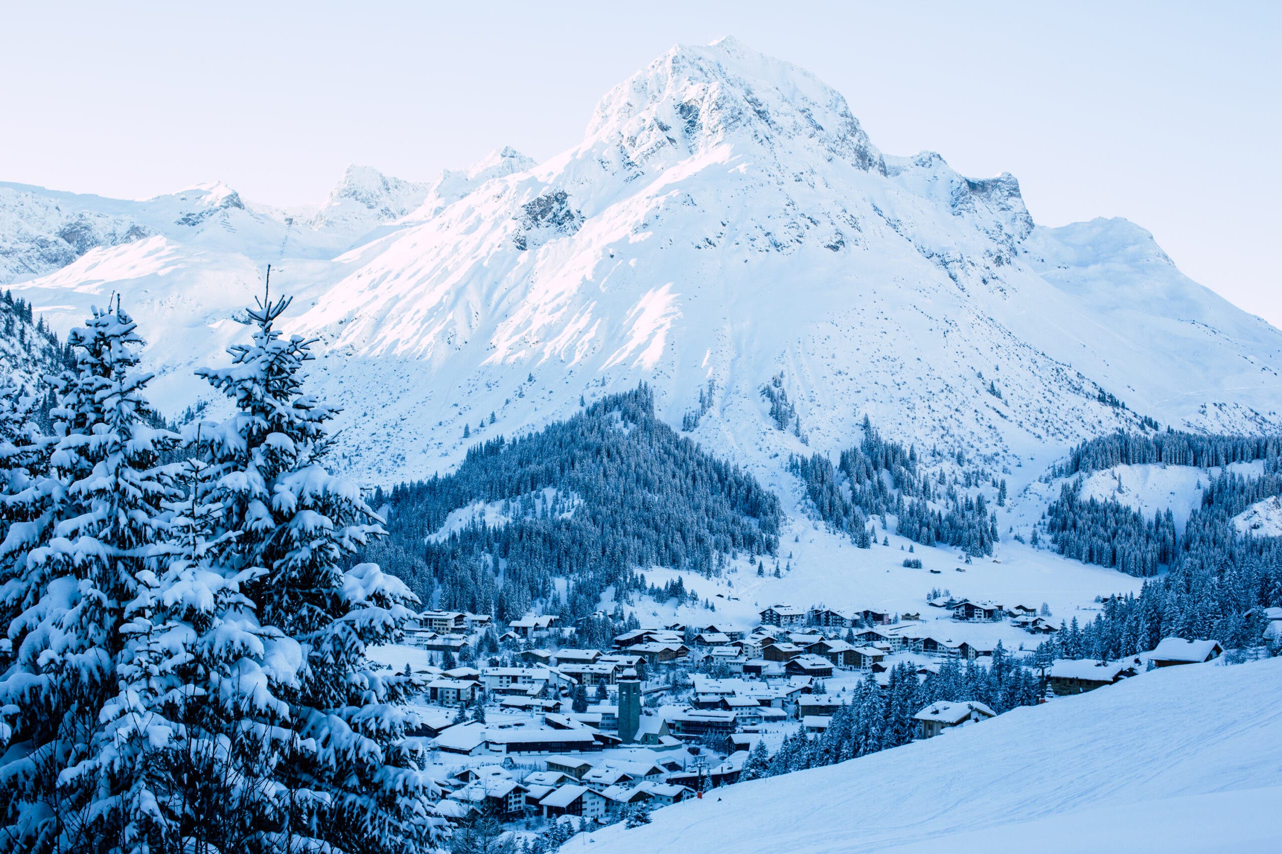 Why Austria’s Lech Is the Perfect Powder Ski Weekend in the Alps | SKI